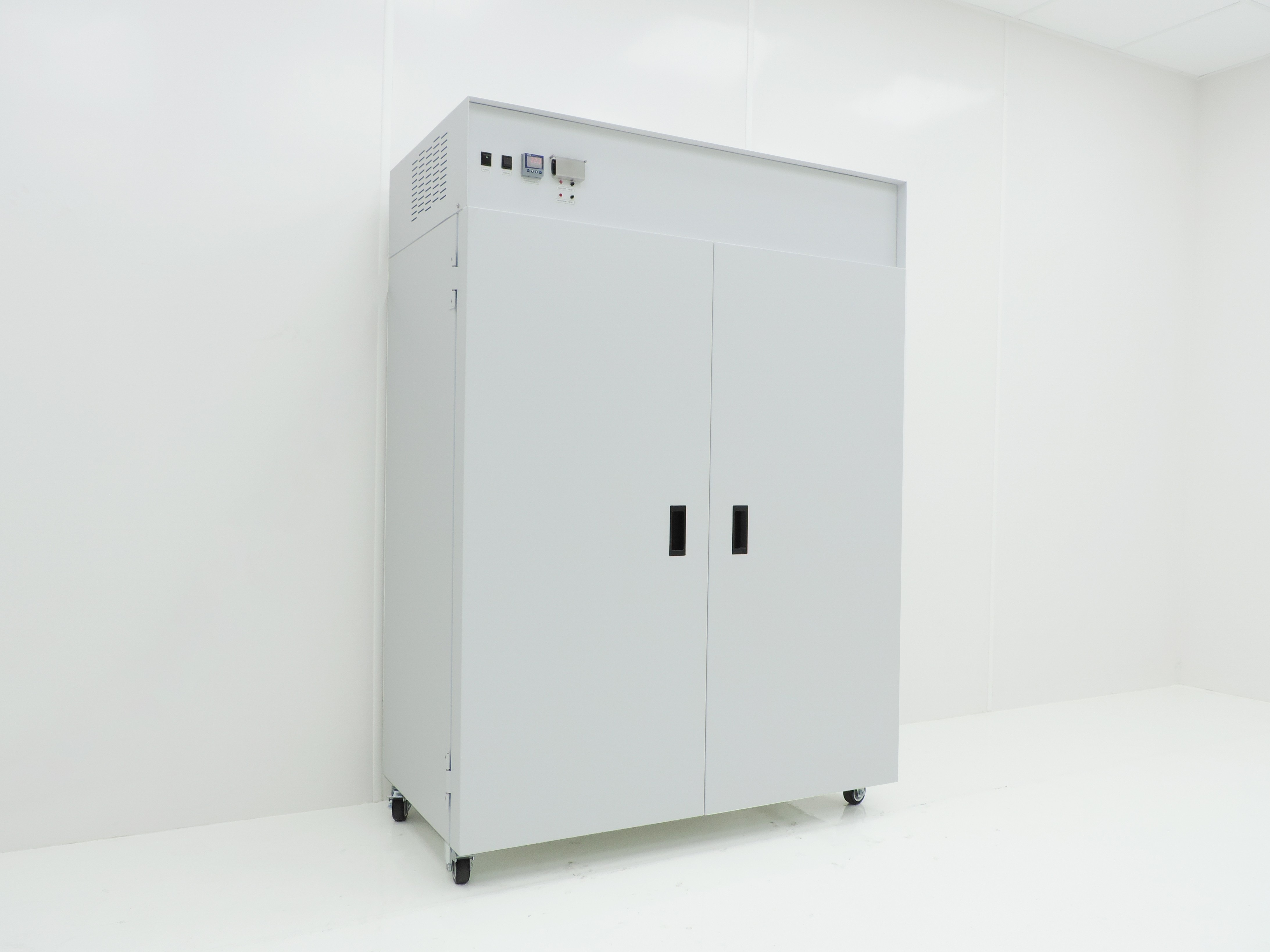 LEEC Precision Incubators | In Stock